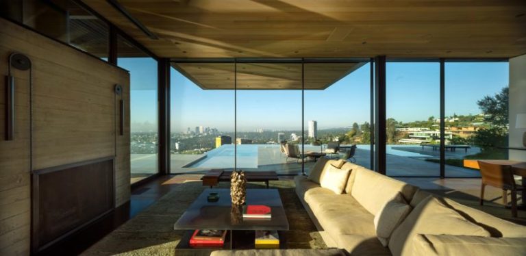 Collywood House Nestles Right Above West Hollywood's Sunset Strip in L ...