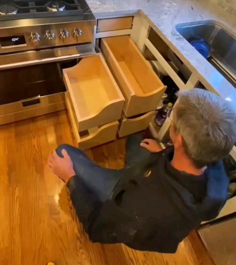 This Hidden Corner Shelves are Perfect To Store Kitchen Essentials