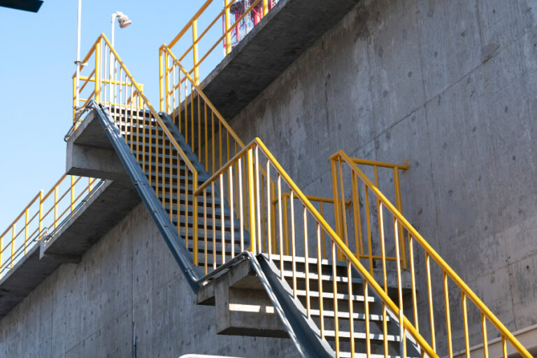 Best Cheap Stair Railing Ideas - Pep Up Home